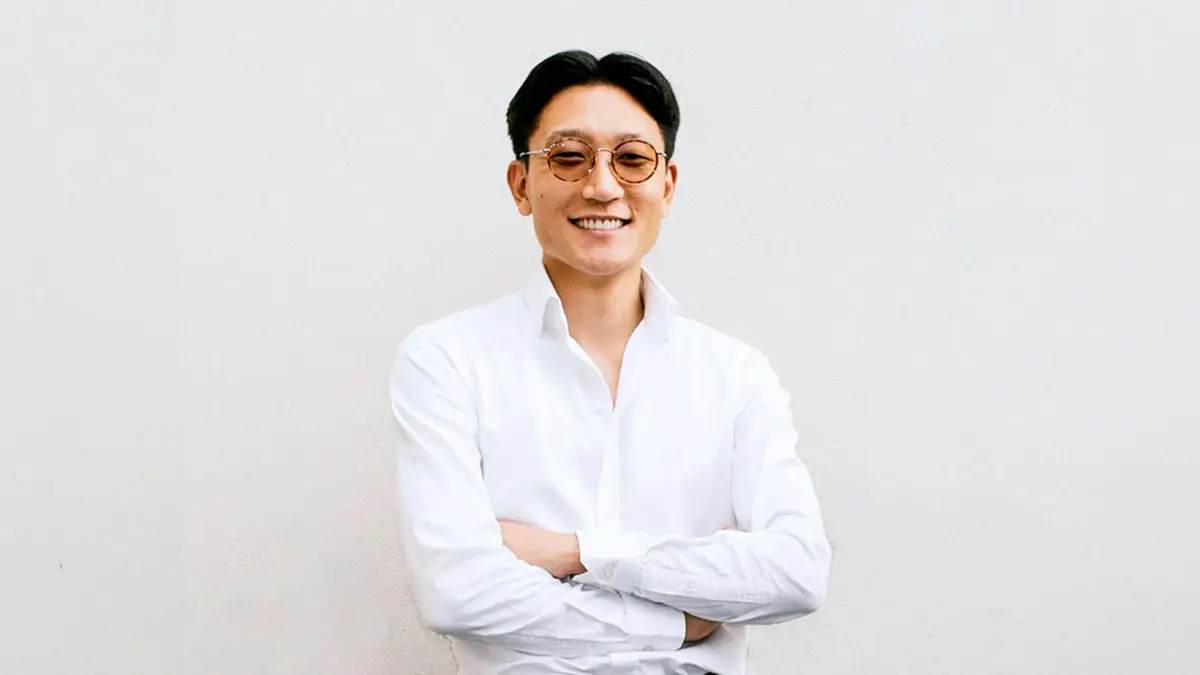 Danby Choi – Foredrag om ytringsfrihet og etikk. Book nu