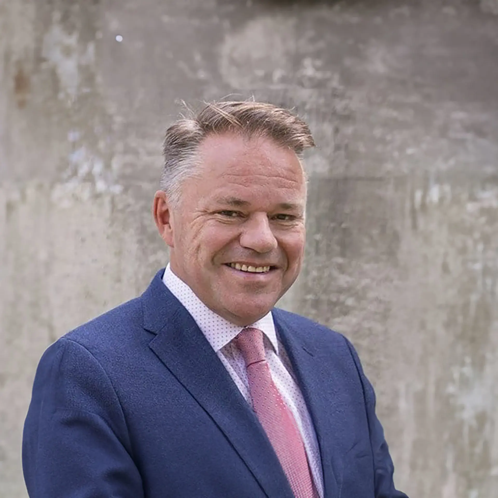 Stand-up komikere - Finn og book en stand-up komiker hos Athenas!